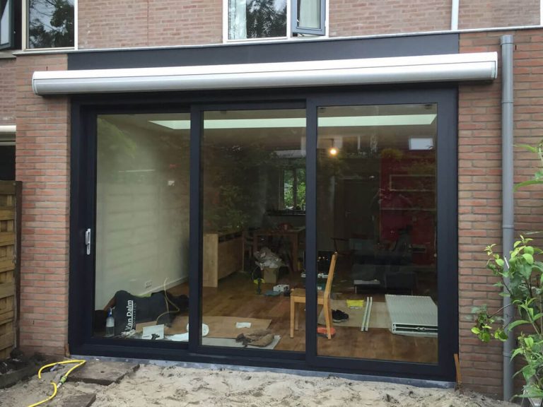 Plaatsen van een pui steeds populairder - Manteaukozijnen.nl Het adres ...